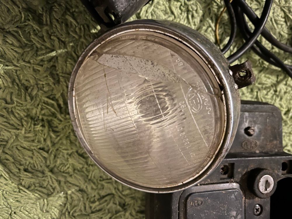 Cockpit/Tacho Gehäuse + Lampe Mofa Töffli für Bastler | Kaufen auf Ricardo