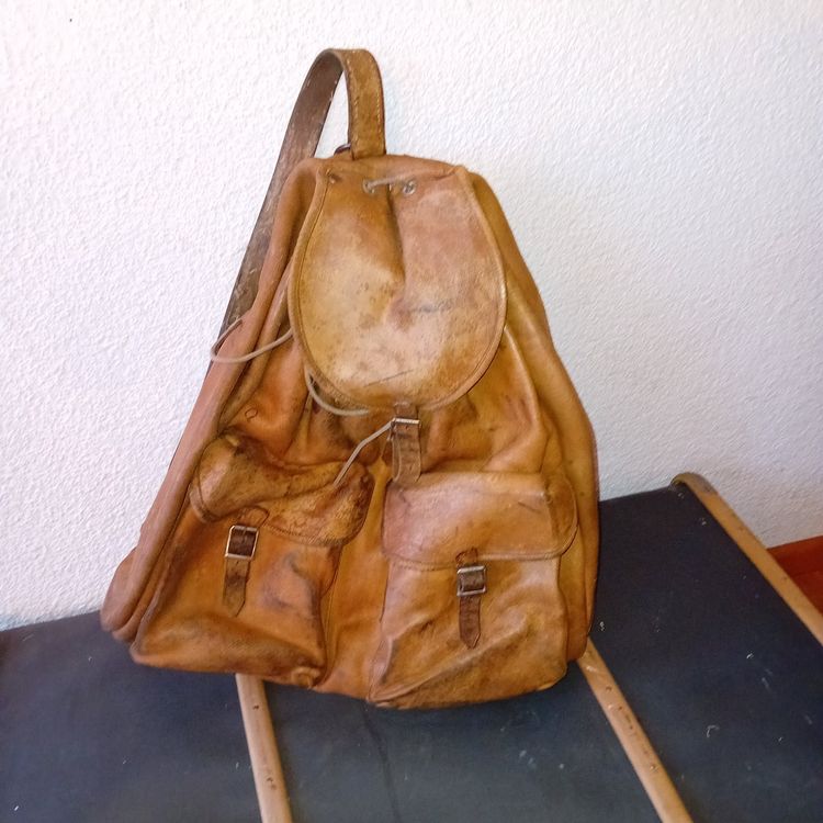 Alter Leder Rucksack | Kaufen auf Ricardo