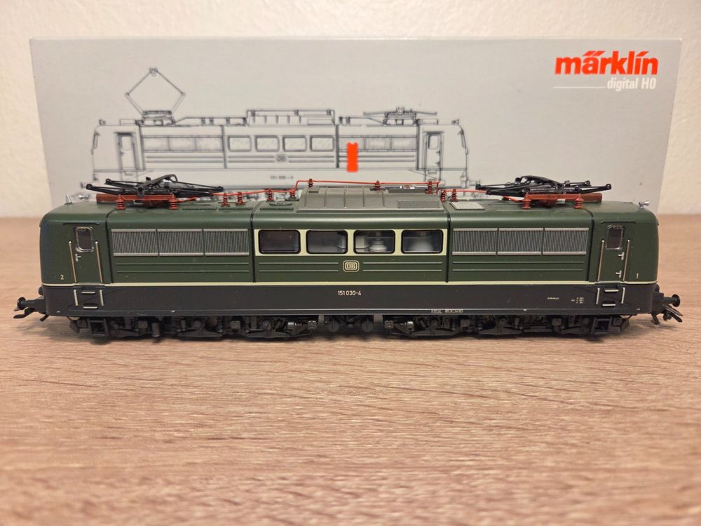 Märklin 37431 E-Lok BR 151 DB Digital H0 (D'occasion) à St-Aubin-Sauges pour CHF 119 – avec ...