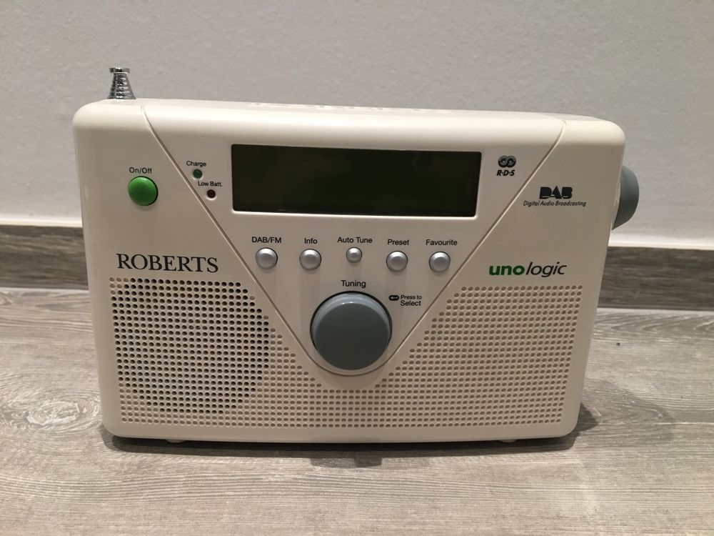 Roberts DAB+/FM RDS digital portable radio (Gebraucht) in Reinach BL ...