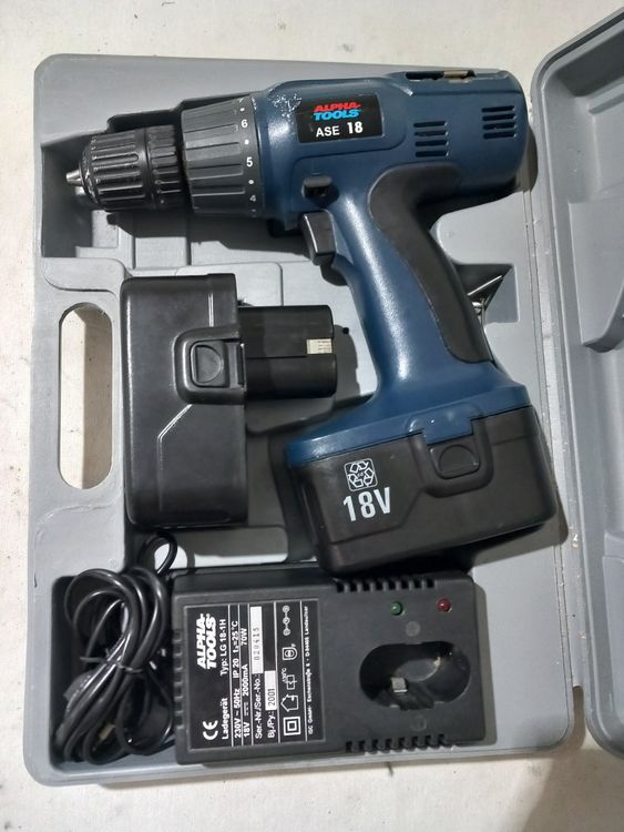 ALPHA TOOLS Akkuschrauber Akkubohrer ASE18/ 18V mit Ladeger (Gebraucht) in Rheinau für CHF 20 ...