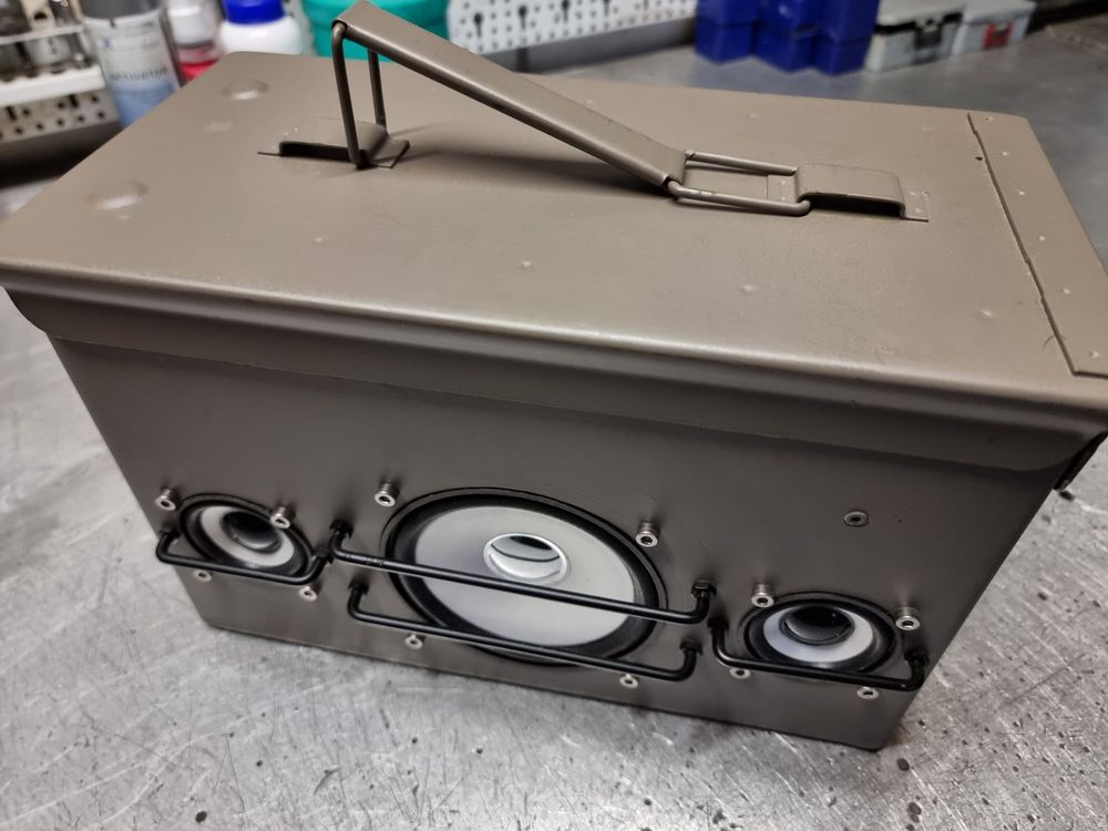 Musik Box Army Style (Gebraucht) in Hinterkappelen für CHF 52 – mit ...