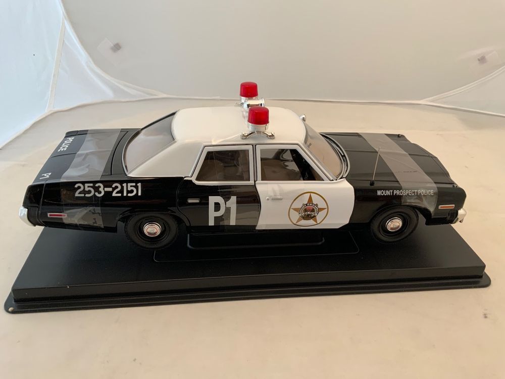 DODGE MONACO POLICE CAR 1974 (Neu und originalverpackt) in Erlenbach im ...