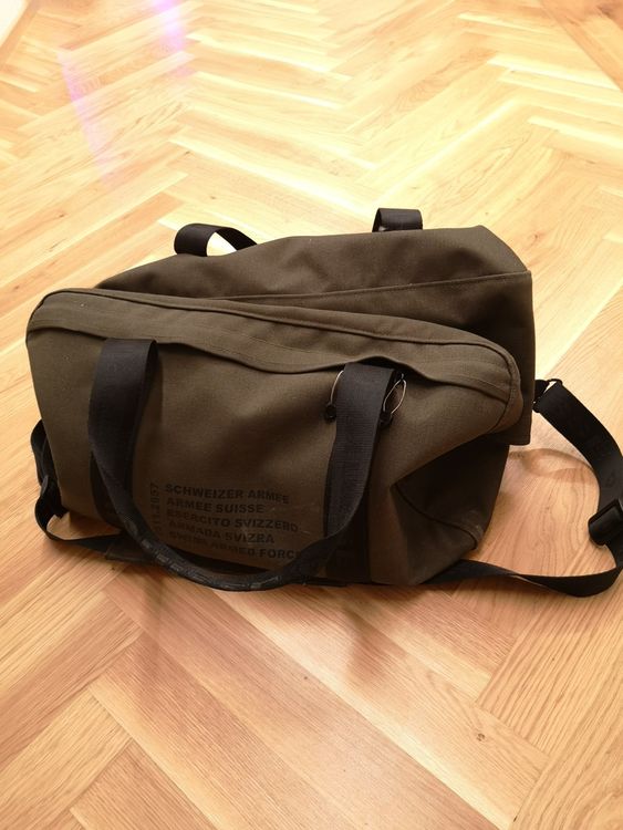 Sac armée (Gebraucht) in Les Breuleux für CHF 20 – mit Lieferung auf ...
