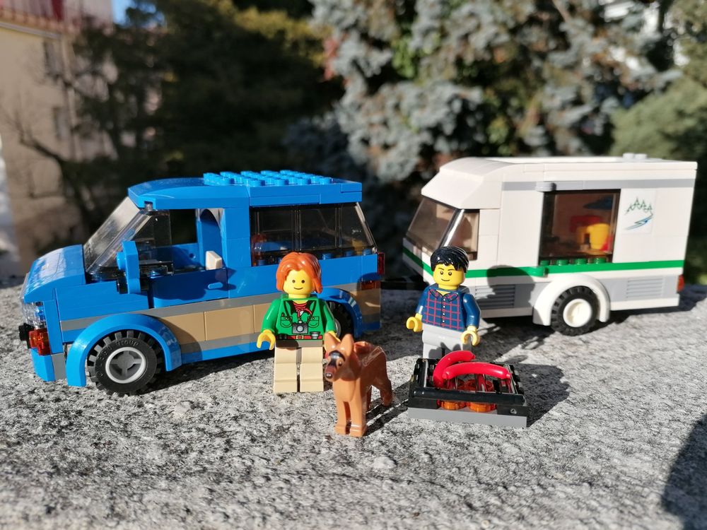 LEGO City # 60117 Van & Caravan (Neu (gemäss Beschreibung)) in LAUSANNE ...