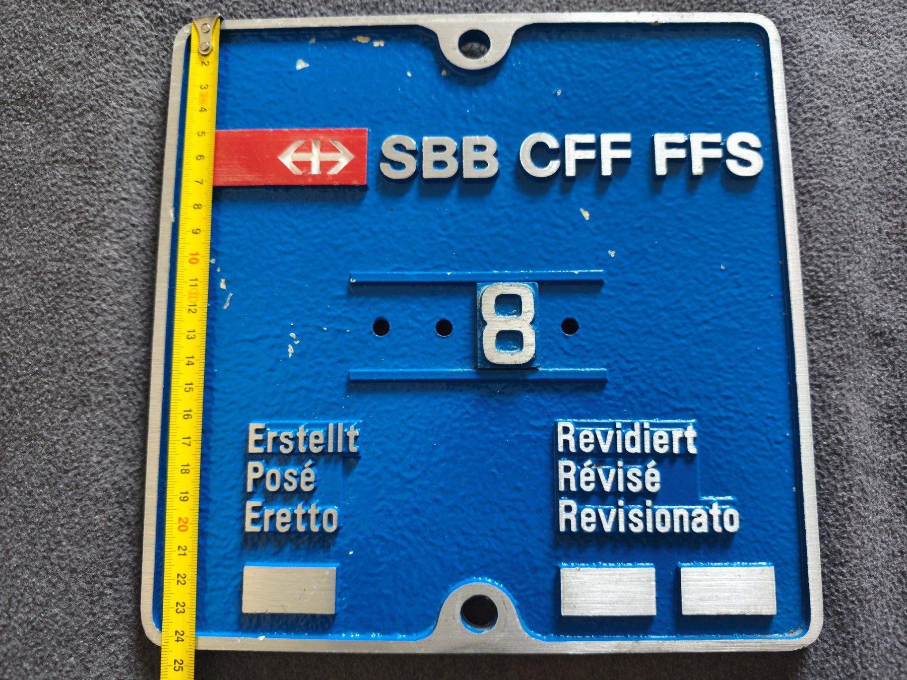Plaque CFF-SBB-FFS N° 8 en fonte, rare (D'occasion) à Genève pour CHF ...