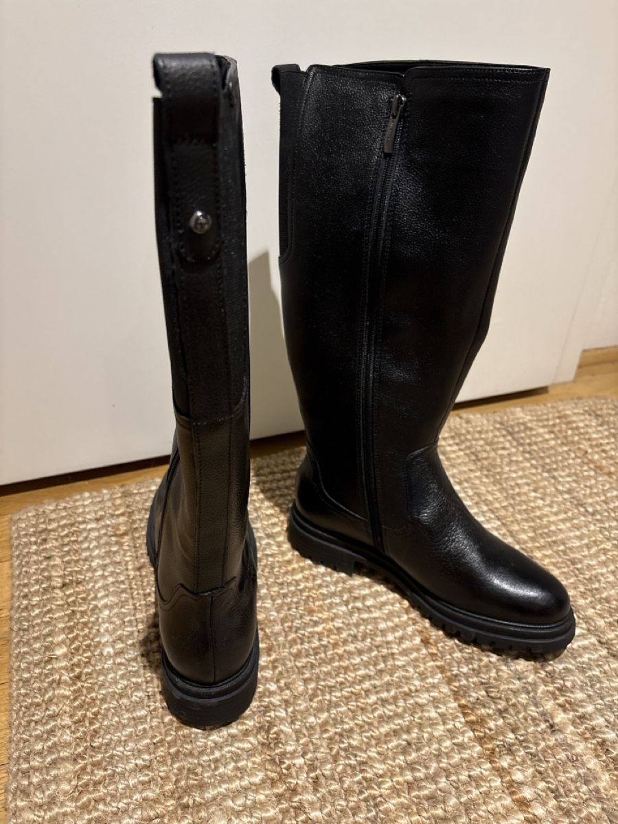 Bottes d'hiver Tamaris noires, taille 40, cuir chaud! (Neuf (Voir ...