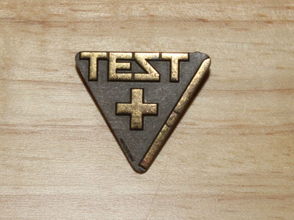 Brosche TEST | Kaufen auf Ricardo