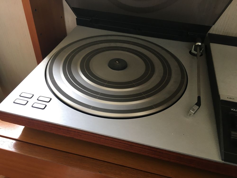 Bang & Olufsen Beocenter 7002 (Defekt) in für CHF 100 – nur Abholung ...