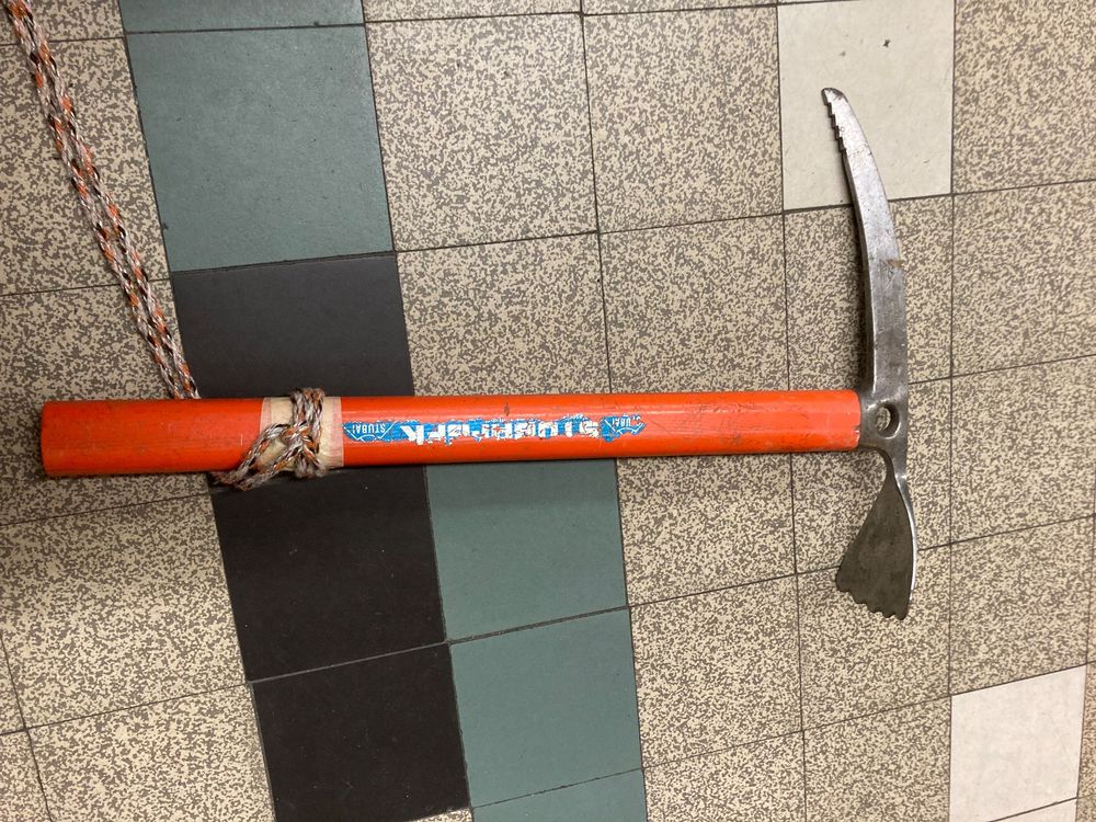 Pickel , Eispickel oder Steinpickel (Gebraucht) in Biglen für CHF 2 ...