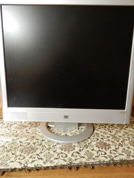 HP vs19 19 inch LCD Monitor (Gebraucht) in Worben für CHF 12 – mit ...