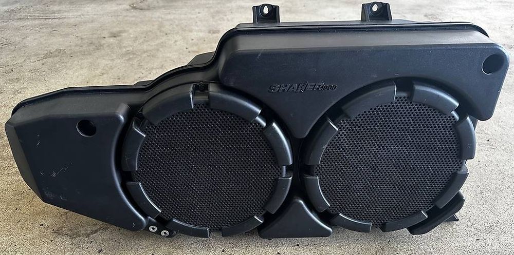 Shaker 1000 Subwoofer inkl Verstärker für Ford Mustang 05-09 (Gebraucht ...