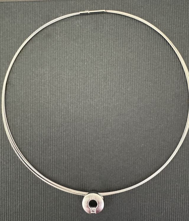 Collier mit Anhänger 42 cm (Gebraucht) in Rotkreuz für CHF 50 – mit ...