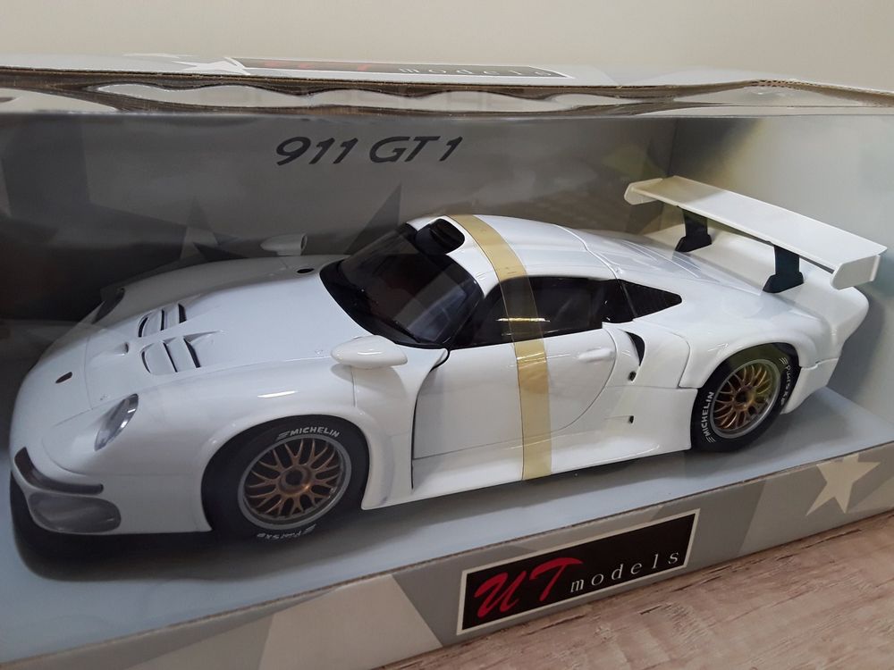 Sammlermodell UT Models _ Porsche 911 GT 1 _ metall _ 1:18 | Kaufen auf Ricardo