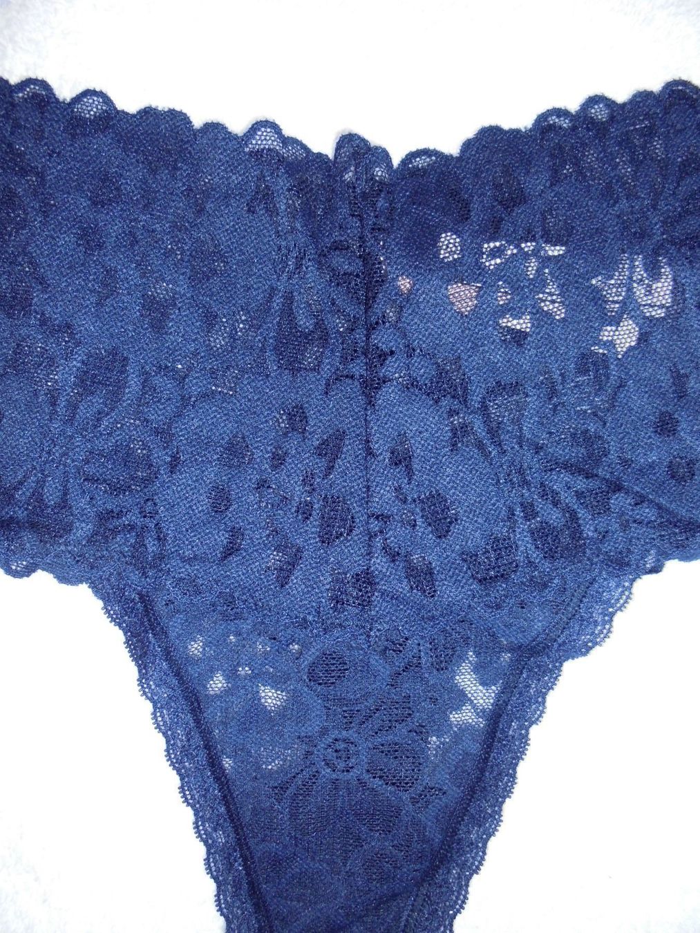VICTORIA'S SECRET LACIE WIDE BAND THONG, M, NEU (Neuf avec emballage d ...