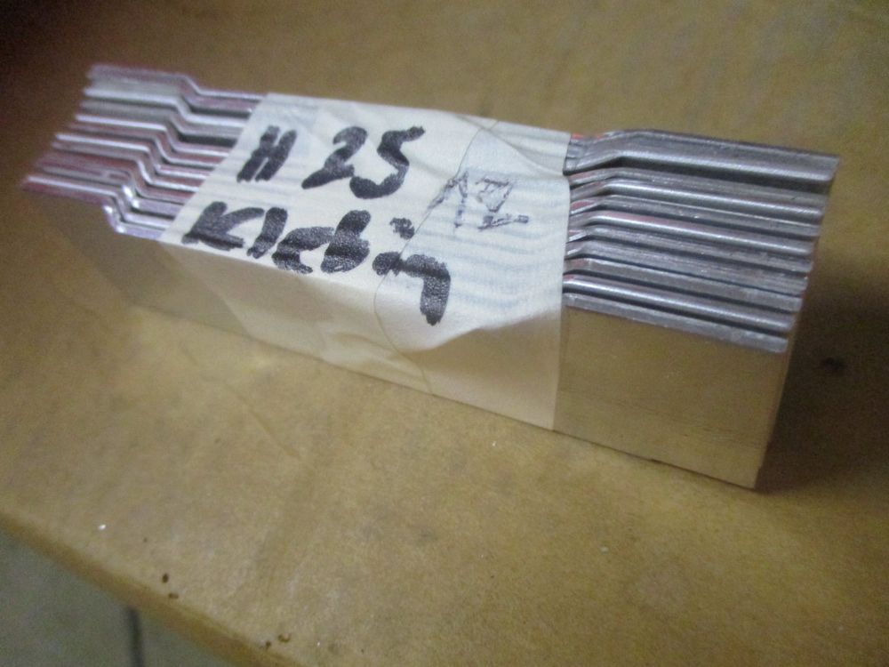 Einteilungsbleche LISTA B100MM / H 25MM / MIT KLEBERÜCKSTAND (Gebraucht) in Langnau i. E. für ...