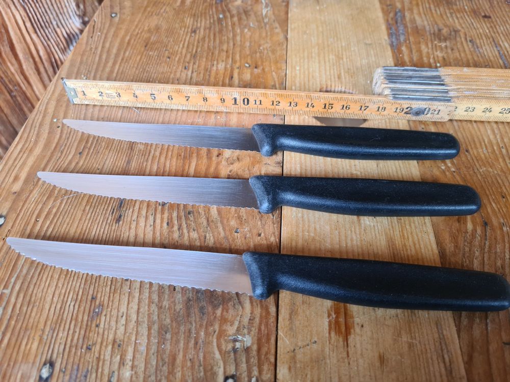 3 Küchenmesser von Victorinox (Gebraucht) in Halten für CHF 9 – mit Lieferung auf Ricardo kaufen