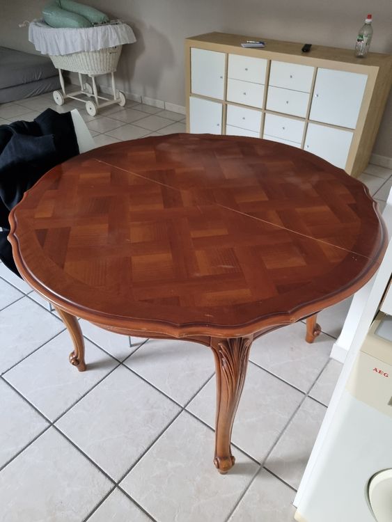 Table ronde avec rallonge (Gebraucht) in Giffers für CHF 50 – nur ...