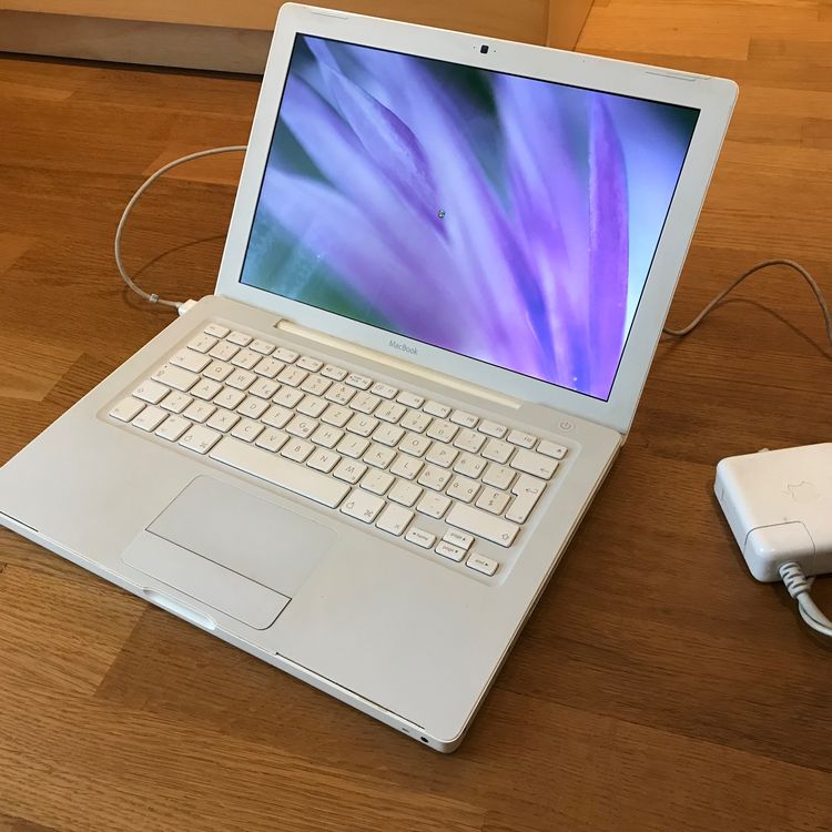 MacBook Laptop weiss, ca 2006 Model | Kaufen auf Ricardo