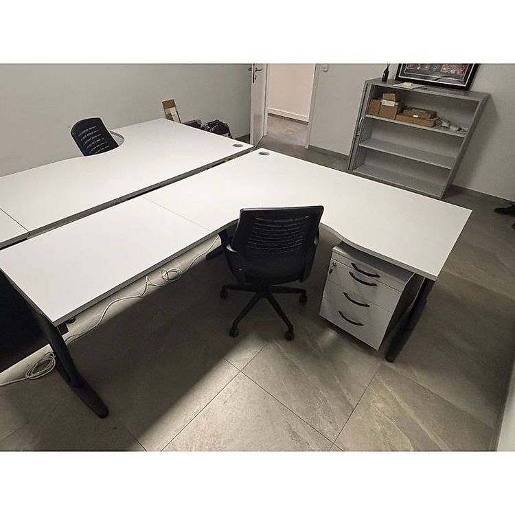 Bureau Interoffices avec chaise et meuble bas | Kaufen auf Ricardo