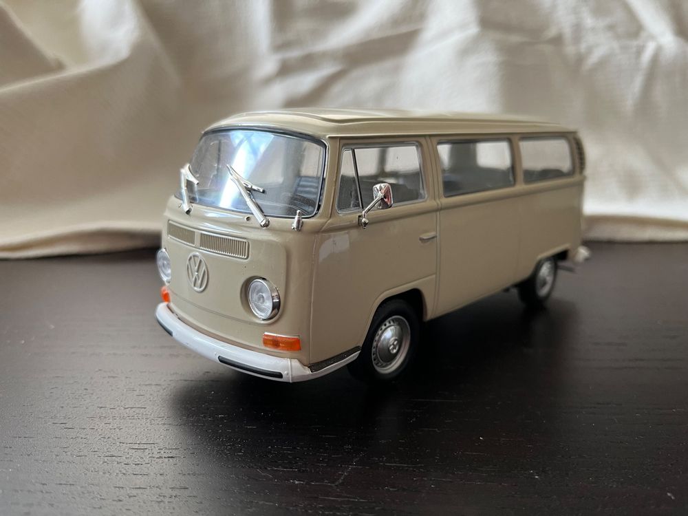 Modell VW Bus Typ 2 beige von Welly (Gebraucht) in Rumlikon für CHF 10. ...