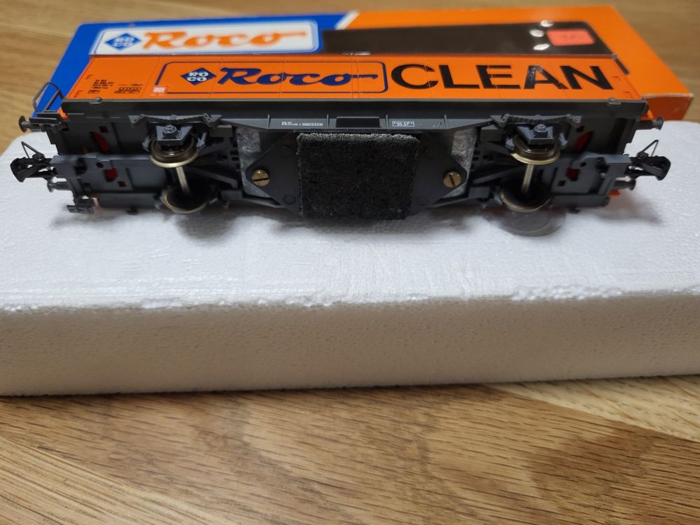 Roco Clean - Schienenreinigungswagen (Gebraucht) in für CHF 17 – mit ...