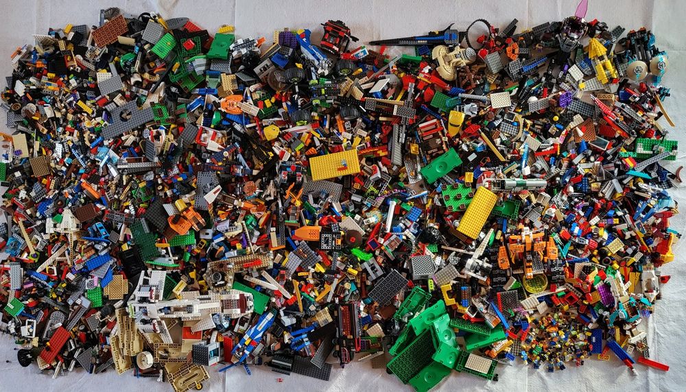 30.1 kg Legospass, Konvolut,Kleinteile mit einzelnen Figuren (Gebraucht) in Wauwil für CHF 301 ...