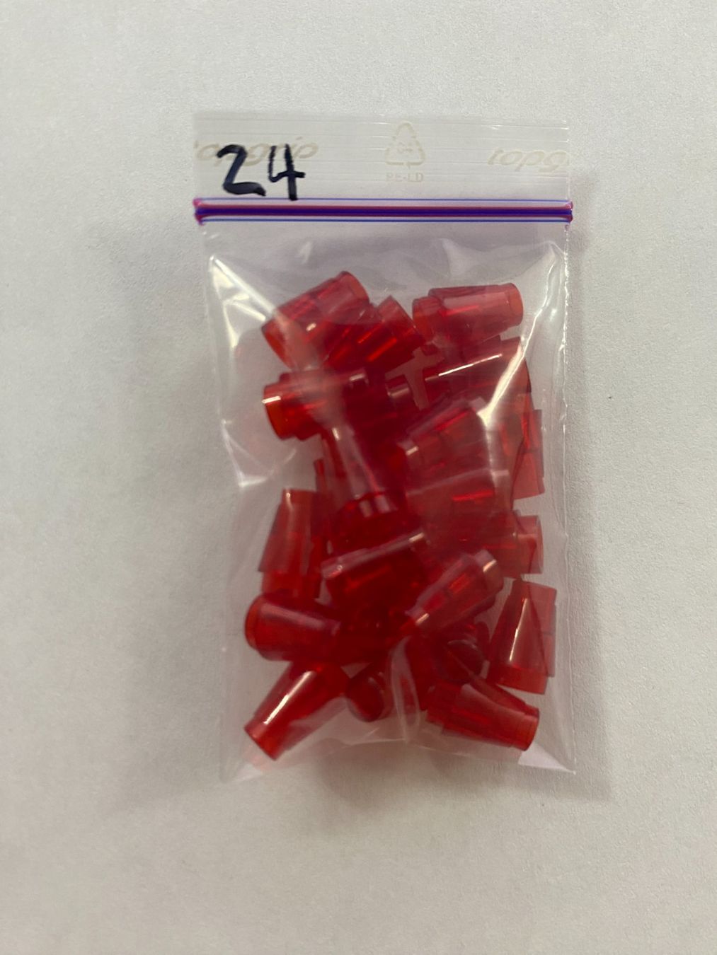 Lego Trans-Red Cone 1 x 1 with Top Groove 24 Stück (Neu (gemäss ...