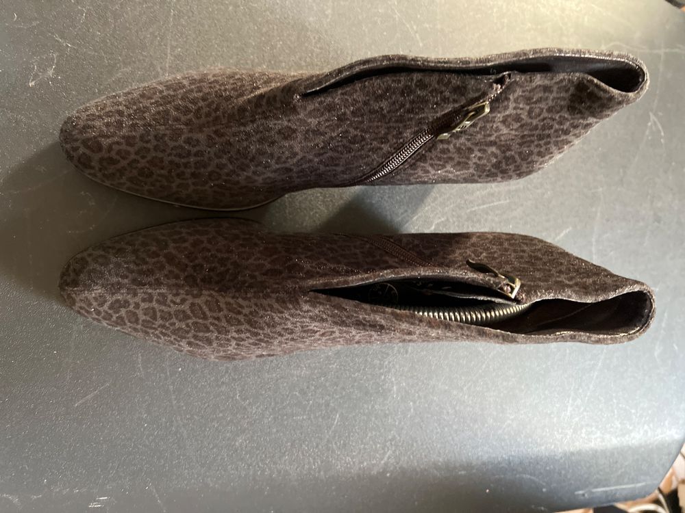 1 paire de chaussures pointure 43 selon photos | Kaufen auf Ricardo