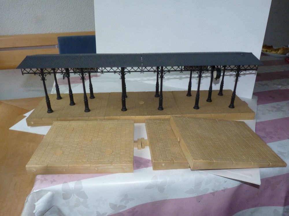 Bahnsteig Pola Spur G (Gebraucht) in Rudolfstetten für CHF 95 – nur ...