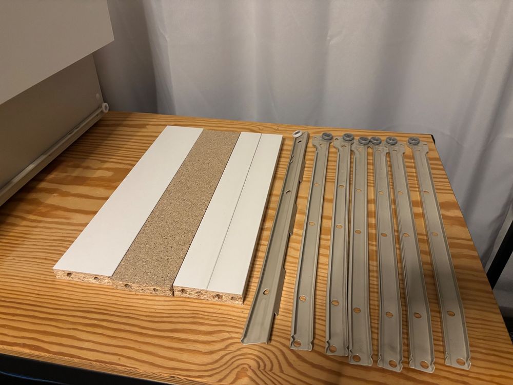 2 drawers and parts from IKEA Malm bedside table - NO FRAME (Gebraucht ...