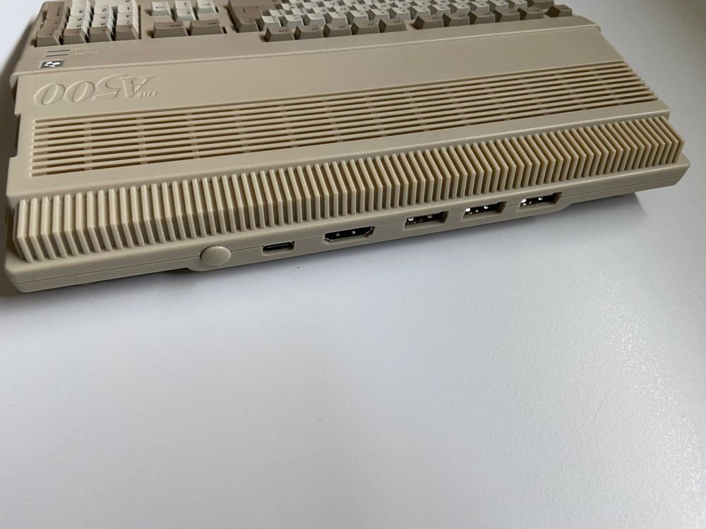 Amiga A500 mini (Neu (gemäss Beschreibung)) in für CHF 95 – mit ...