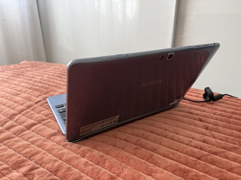 Samsung ATIV Smart PC 500T – Tablet/Notebook Hybrid (Gebraucht) in ...