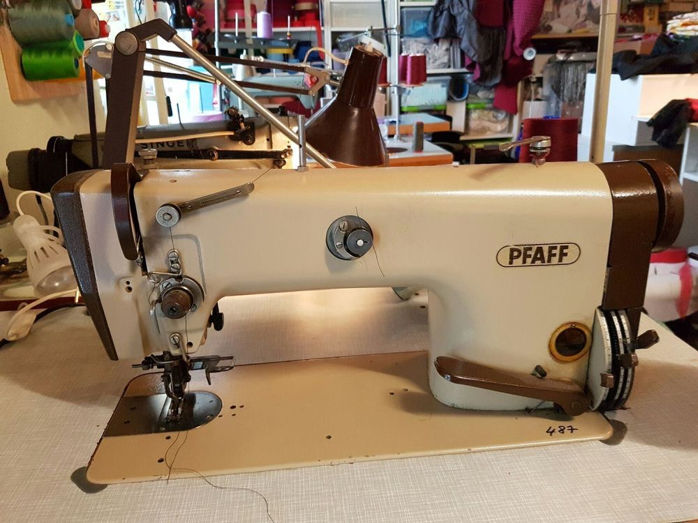 Industrinaemaschine PFAFF 487 (Gebraucht) in Obermumpf für CHF 590 ...
