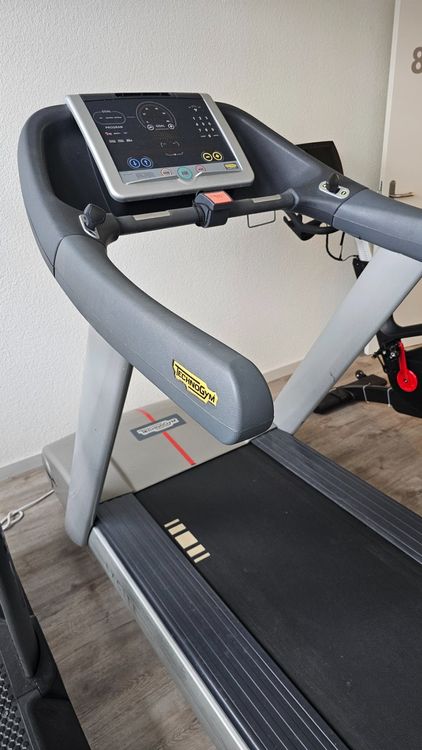 Run 900 Led Excite Technogym - Top Laufband bis 27km/h (Gebraucht) in ...