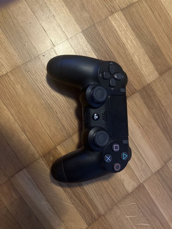 Neuer Schwarzer PS4 Controller (Neu (gemäss Beschreibung)) in ...