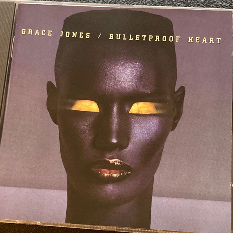 Grace Jones - Bulletproof Heart | Kaufen auf Ricardo