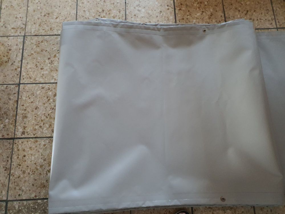 Blache (Neu und originalverpackt) in Triengen für CHF 20 – nur Abholung ...