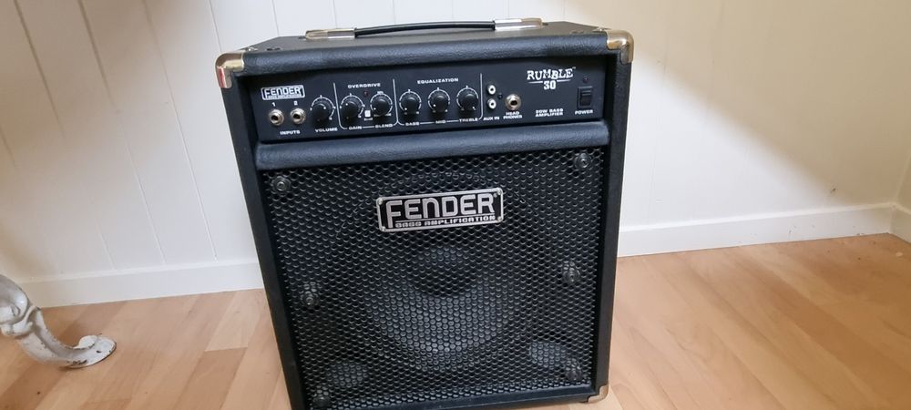 Fender Rumble 30 Ampli de Basse | Kaufen auf Ricardo