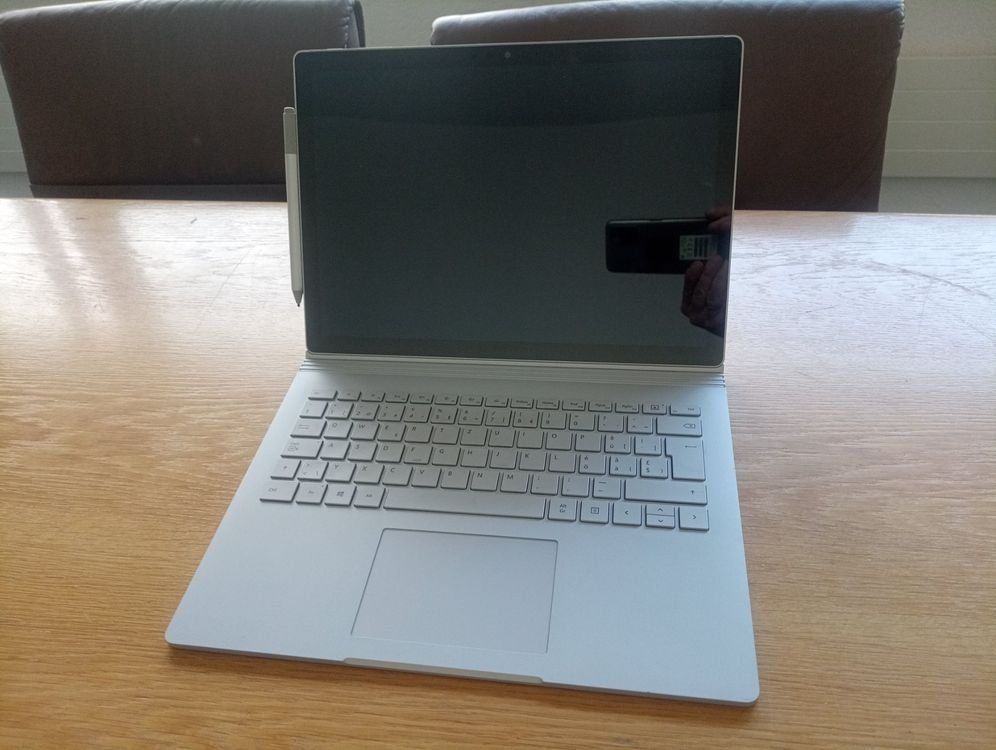 Surface Book 2 | Kaufen auf Ricardo