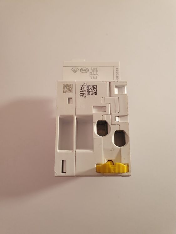 FI/LS 13A/30mA Acti9 iCV40N C13 Schneider Electric | Kaufen auf Ricardo