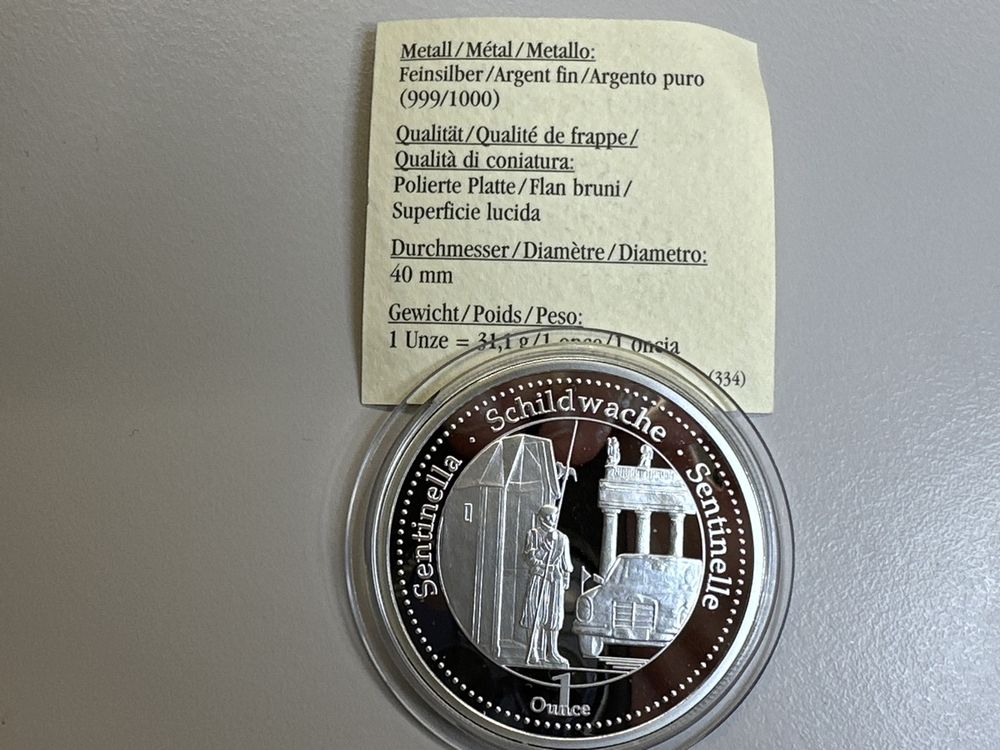 1 Unze Silber Die Schweizer Garde Schildwache (Neu und originalverpackt) in Herisau für CHF 39 ...