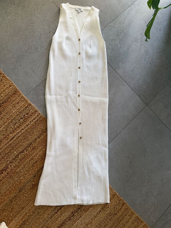 Robe COS (Gebraucht) in Courchapoix für CHF 40 – mit Lieferung auf ...