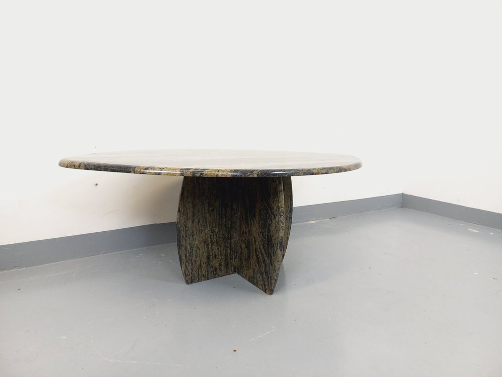 Table basse ovale vintage en marbre des années 70 (Gebraucht) in ...