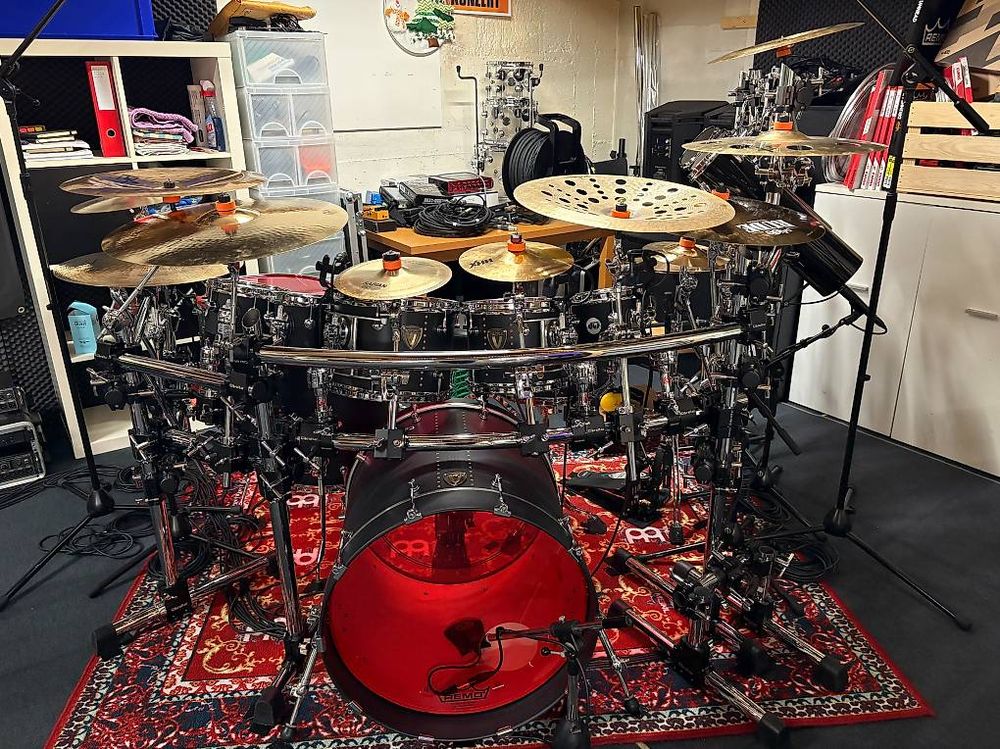 Sehr schönes VARUS Komplett Drumset zu Verkaufen (Gebraucht) in Hämikon für CHF 9500 – nur ...