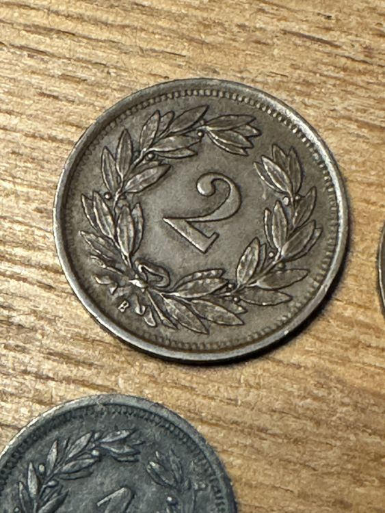 Helvetia 1 und 2 Rappen Antike Münzen (Gebraucht) in Goldach für CHF 10 – mit Lieferung auf ...