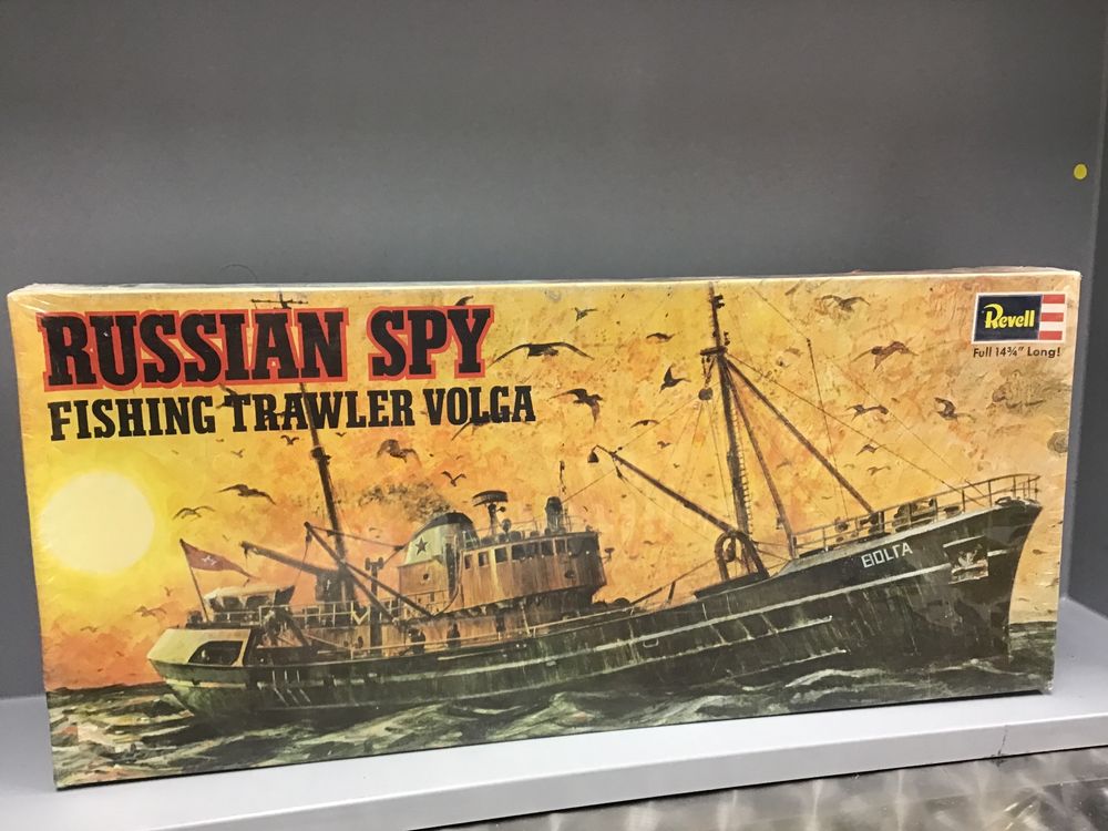Revell Russian Spy Trawler Volga, Modellbausatz, OVP! (Neu und ...