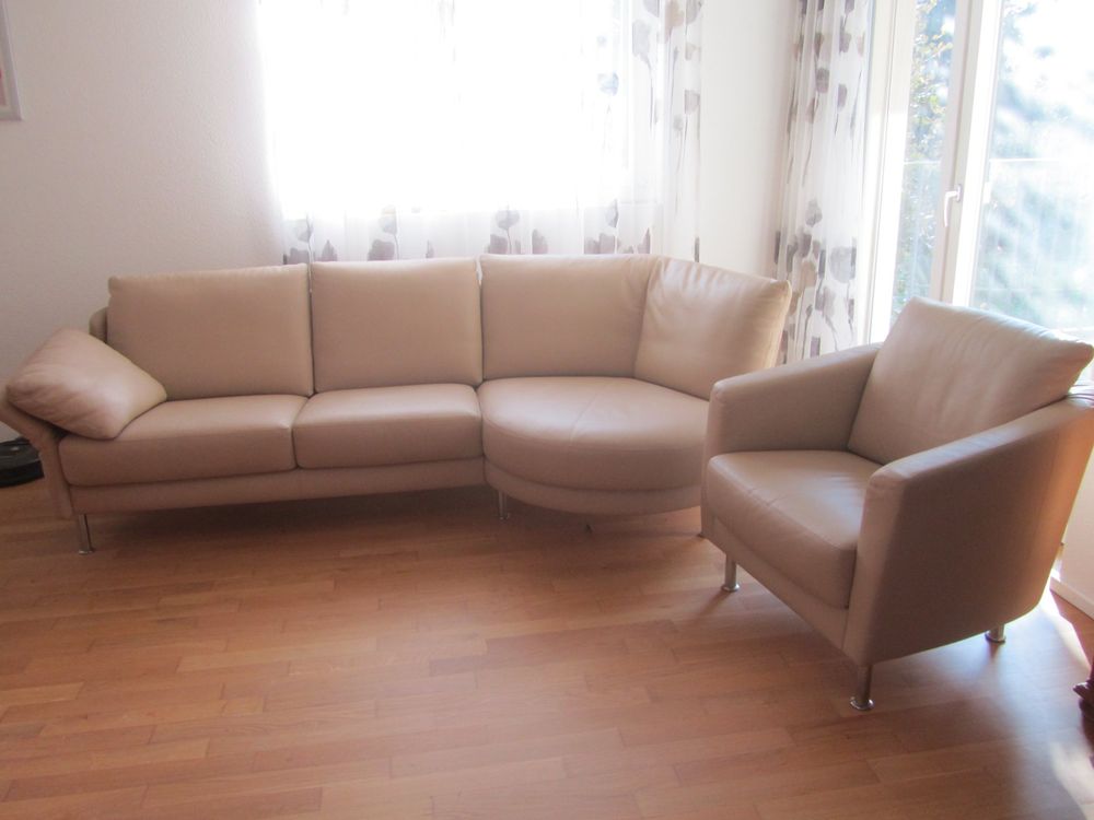 Elegante beige Ledercouch mit Sessel (Gebraucht) in Seengen für CHF 99 ...