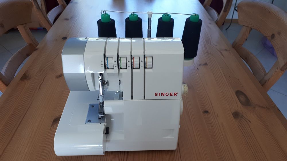 Surjeteuse Singer (Gebraucht) in Chapelle (Glâne) für CHF 70 – nur ...