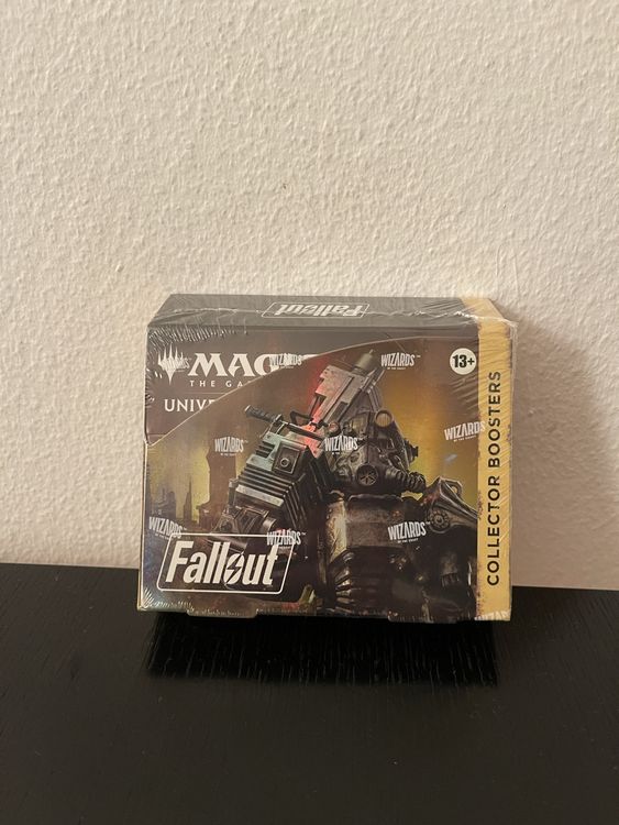 MtG Fallout Collector Booster Box Display EN (Neu und originalverpackt ...